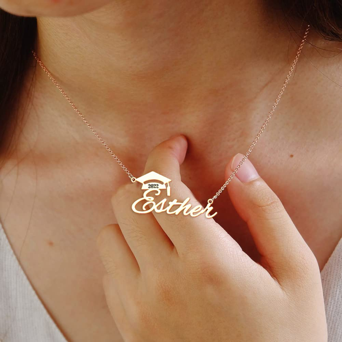 10 Custom Graduation Gifts for Daughter She Will Love | Personalized ...
