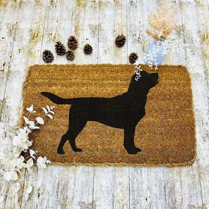 Custom Gifts for Labrador Lovers: 7 Personalized Ideas to Delight ...
